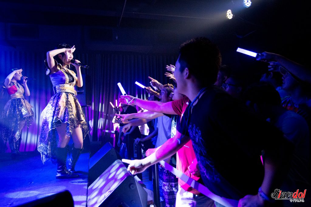 รวมภาพบรรยากาศ READY TO KISS : 「THAI de ONEMAN yari THAI」วันที่ 22 กันยายน 2561 ที่ผ่านมา! - Siamdol